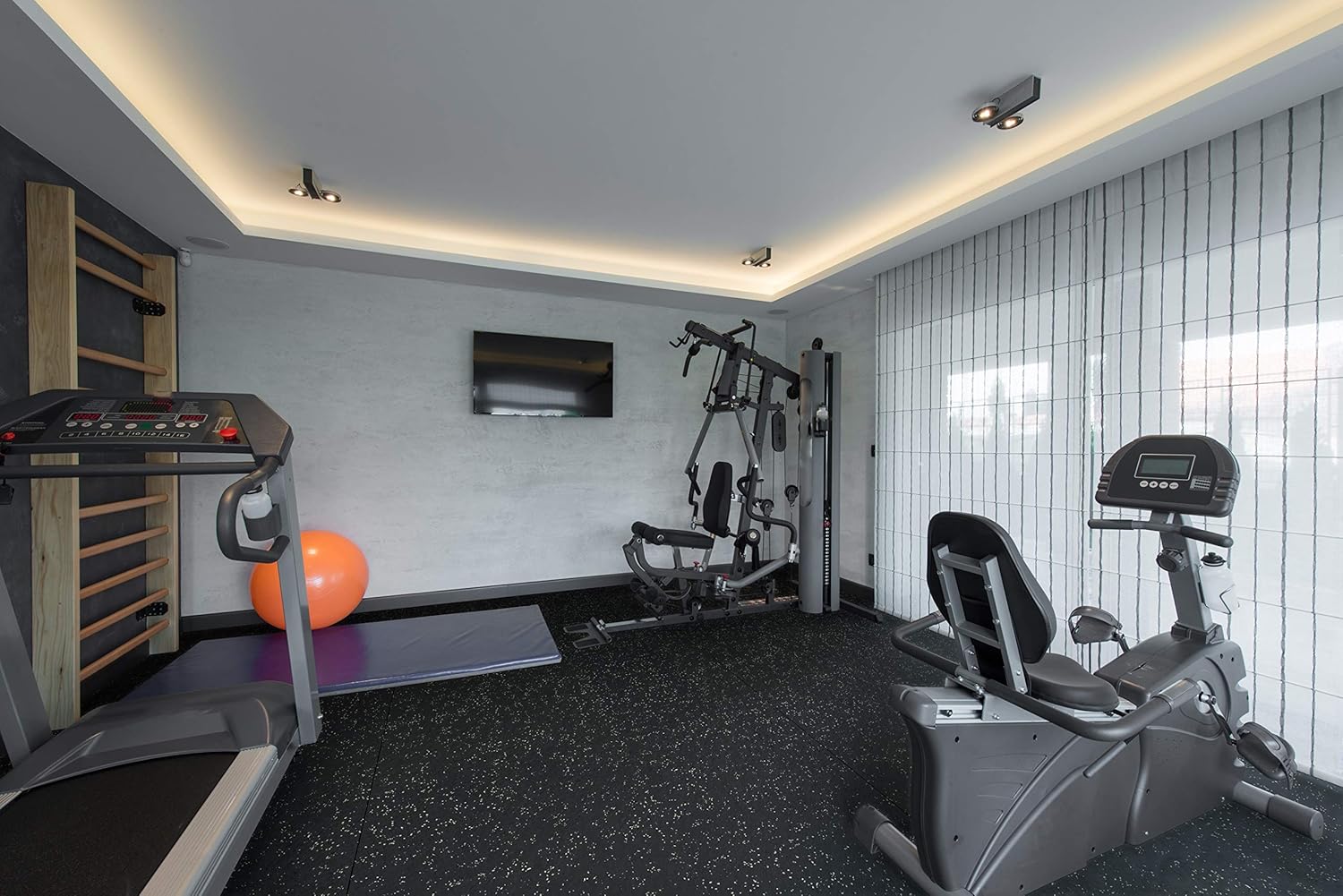 Rubber Rolls or Interlocking Mats? Choosing the Best Gym Flooring ...